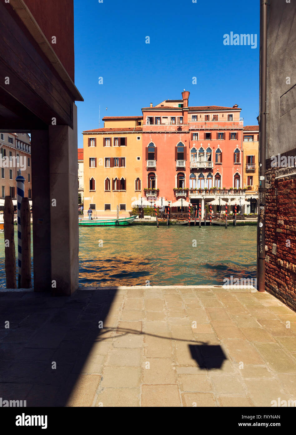 Venice hotel balcony view hi-res stock photography and images - Alamy