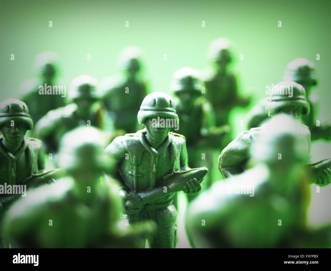 green plastic toy soldiers Stock Photo - Alamy