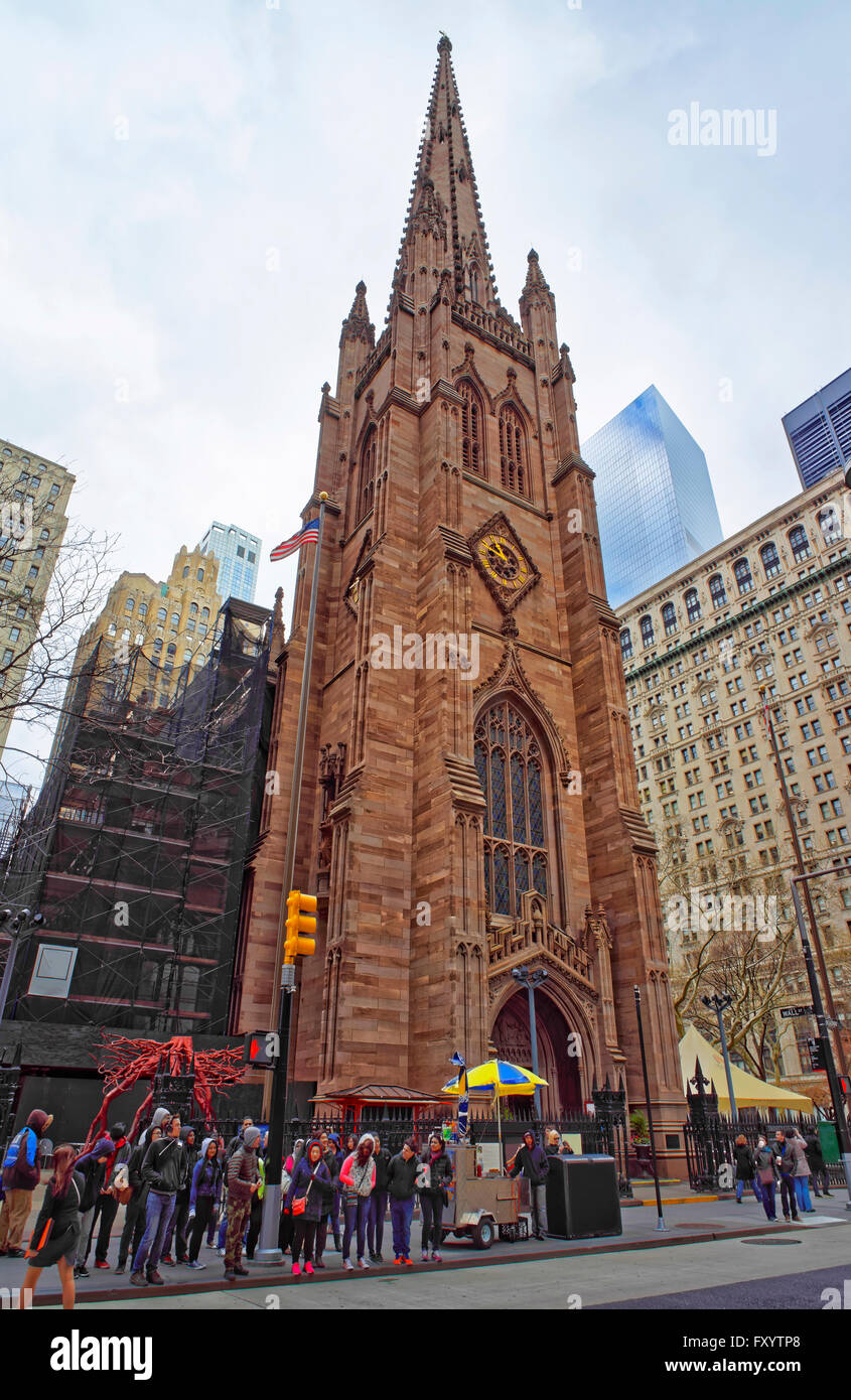 Trinity Church Lower Manhattan Stock Photos & Trinity Church Lower Manhattan Stock Images - Alamy