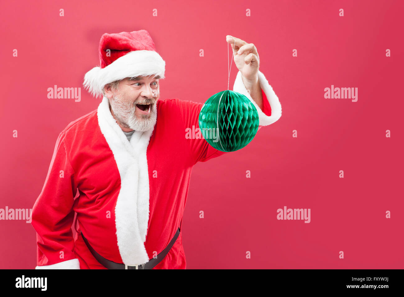 Smiling santa claus hi-res stock photography and images - Alamy