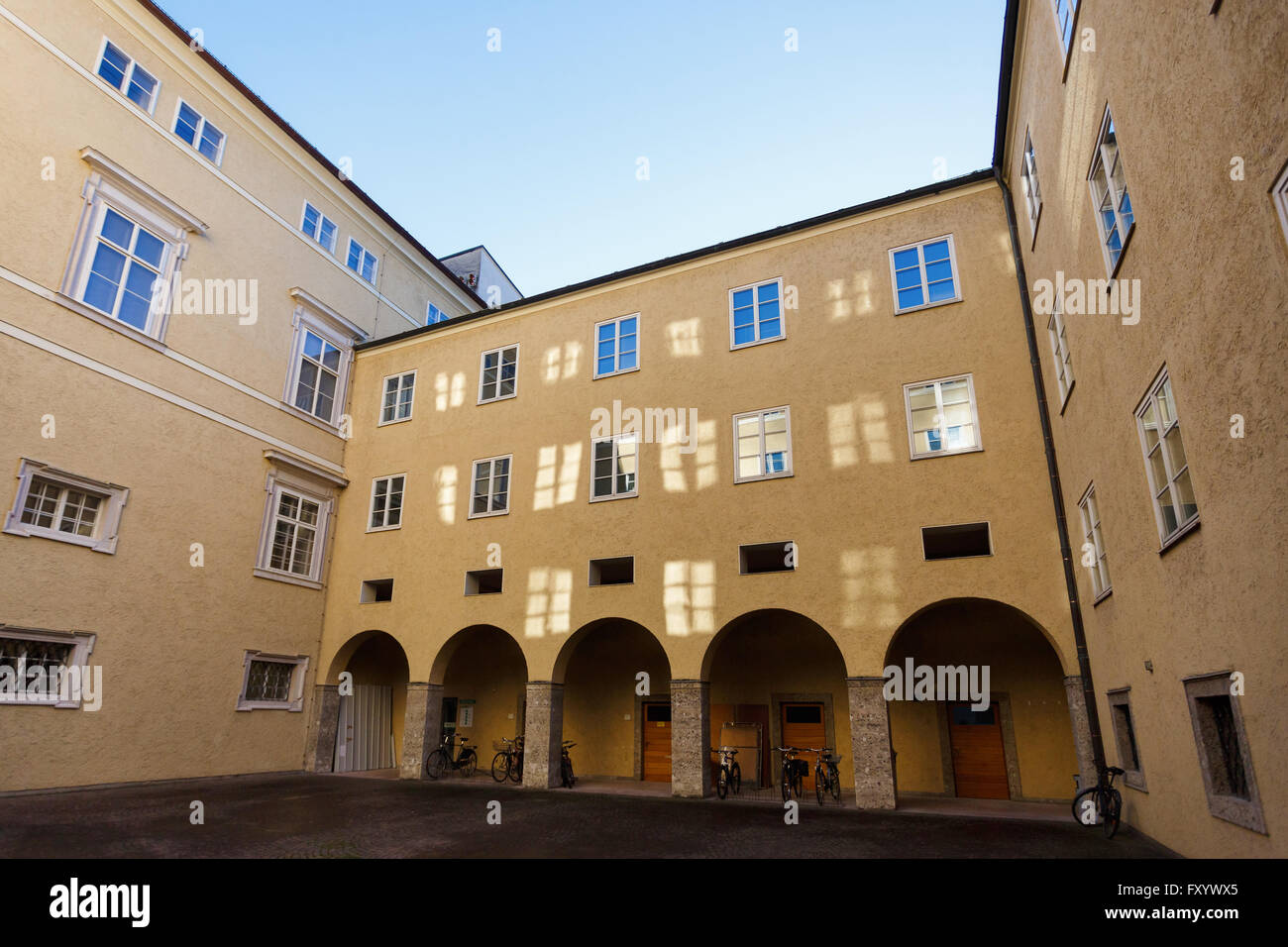 Courtyard of the Residence gallery museum in Salzburg, Austria Stock ...