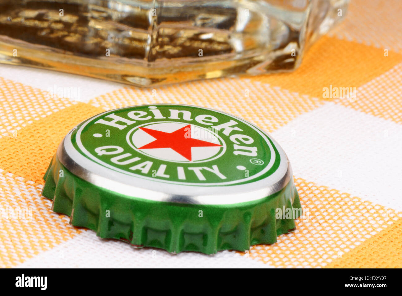 Heineken color hi-res stock photography and images - Alamy