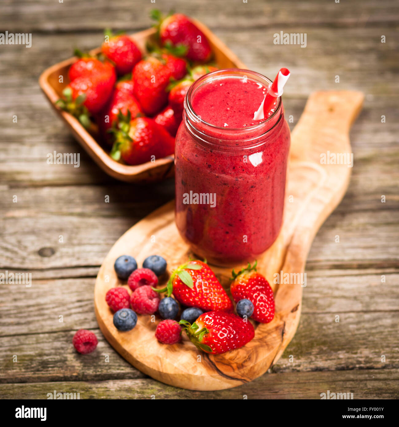 Fresh berry smoothie Stock Photo - Alamy