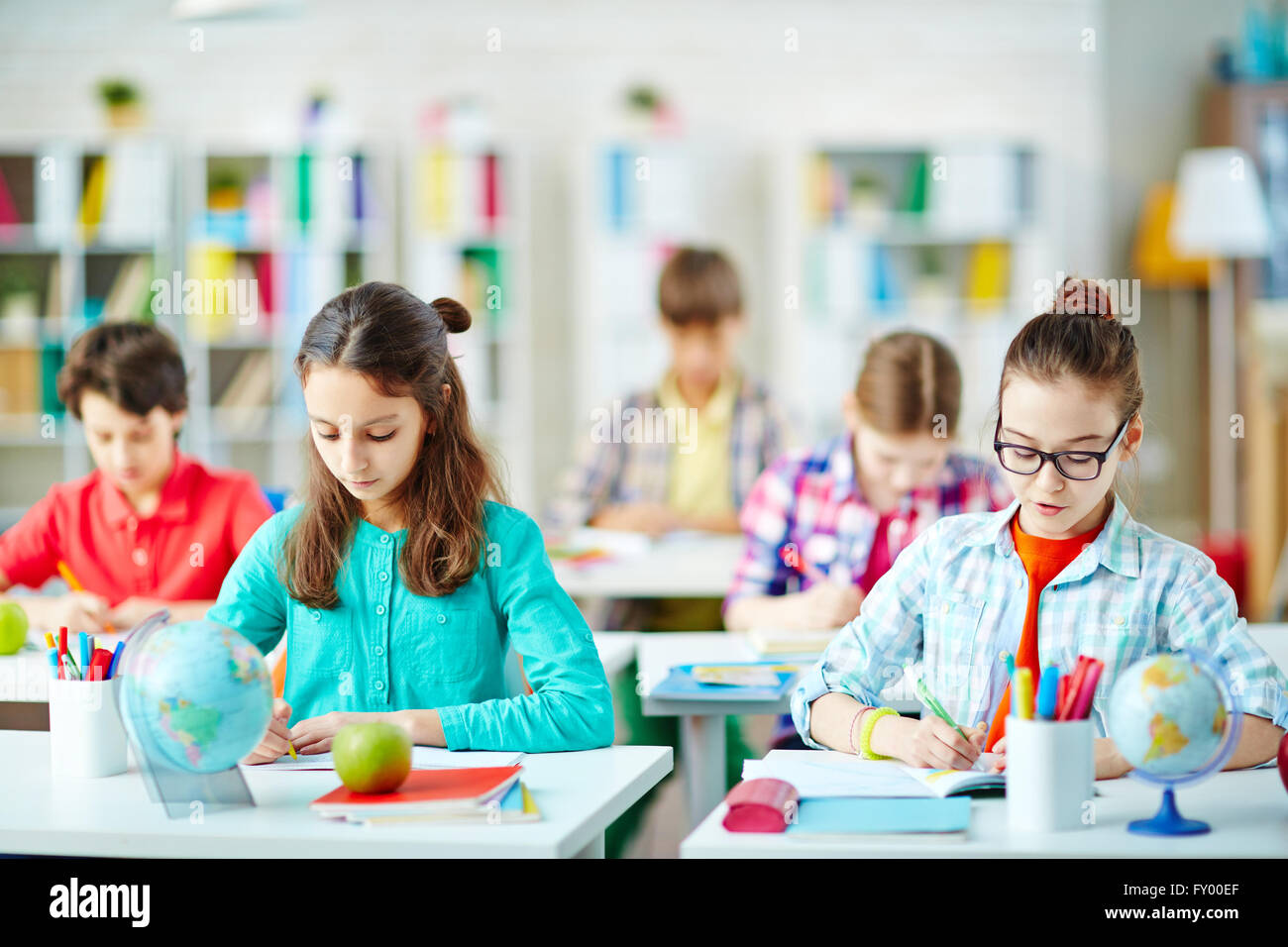 Essay writing hi-res stock photography and images - Alamy