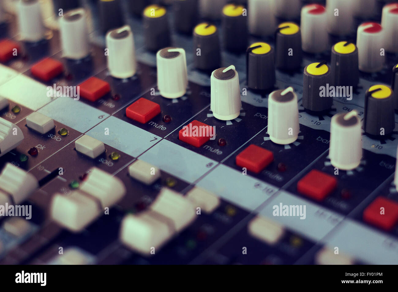 Audio console hi-res stock photography and images - Alamy