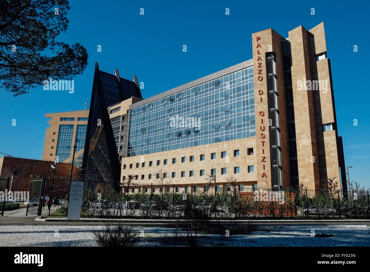 Outdoor view of the new court building in Florence, placed on the ...
