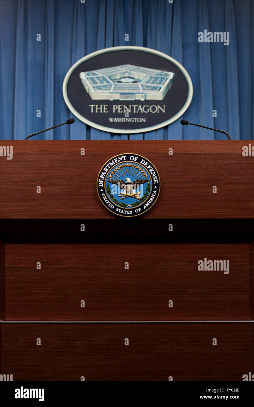 Empty lectern hi-res stock photography and images - Alamy