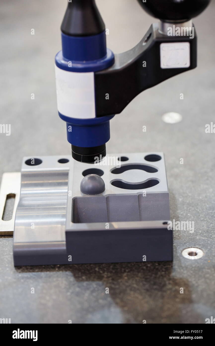 Scope scanning hi-res stock photography and images - Alamy