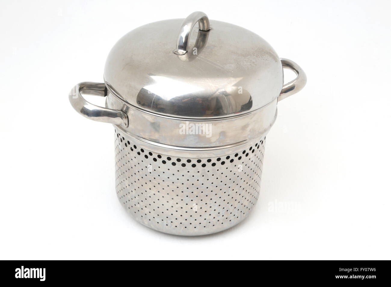 Stainless Steel Steamer And Lid Stock Photo - Alamy