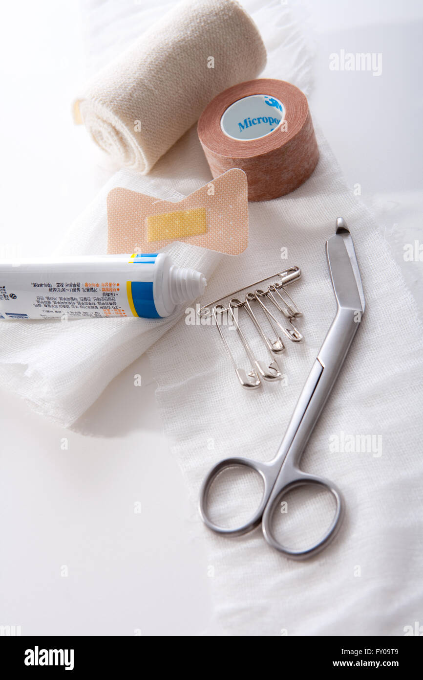 Band aid ii hi-res stock photography and images - Alamy