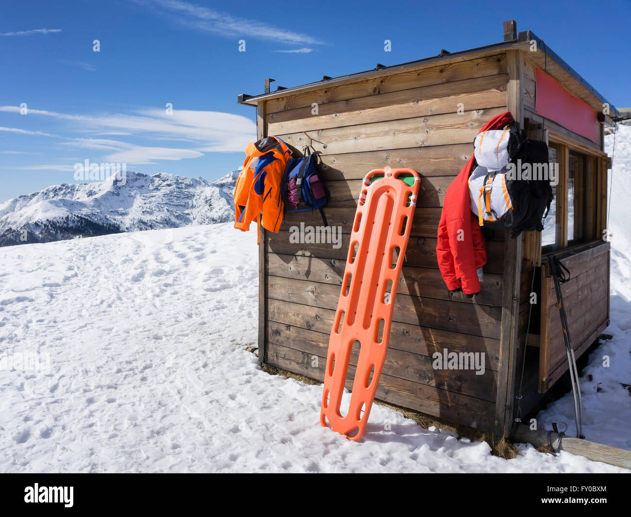 Mountain rescue hut hi-res stock photography and images - Alamy