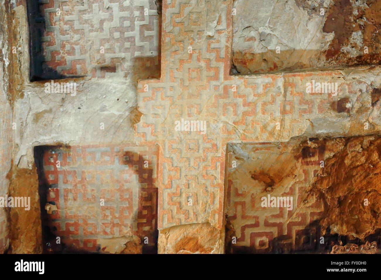 Labyrinthic pattern hi-res stock photography and images - Alamy