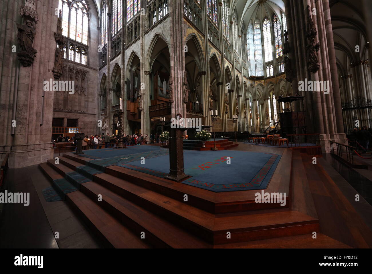 Cologne cathedral interior altar hi-res stock photography and images ...