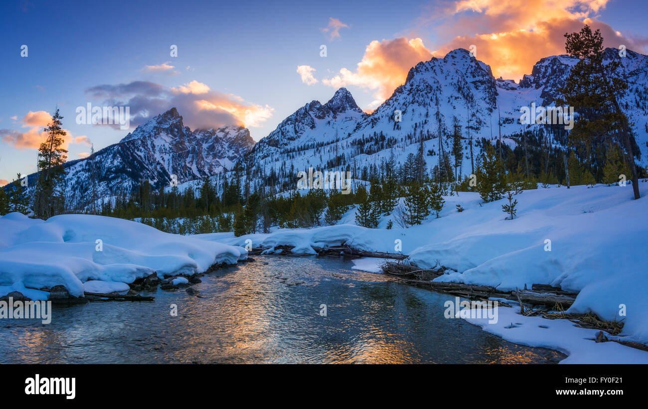 Evening light over the Tetons from Cottonwood Creek in winter, Grand ...
