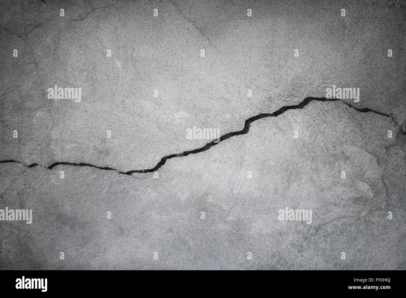 Cracked grey wall texture Stock Photo - Alamy