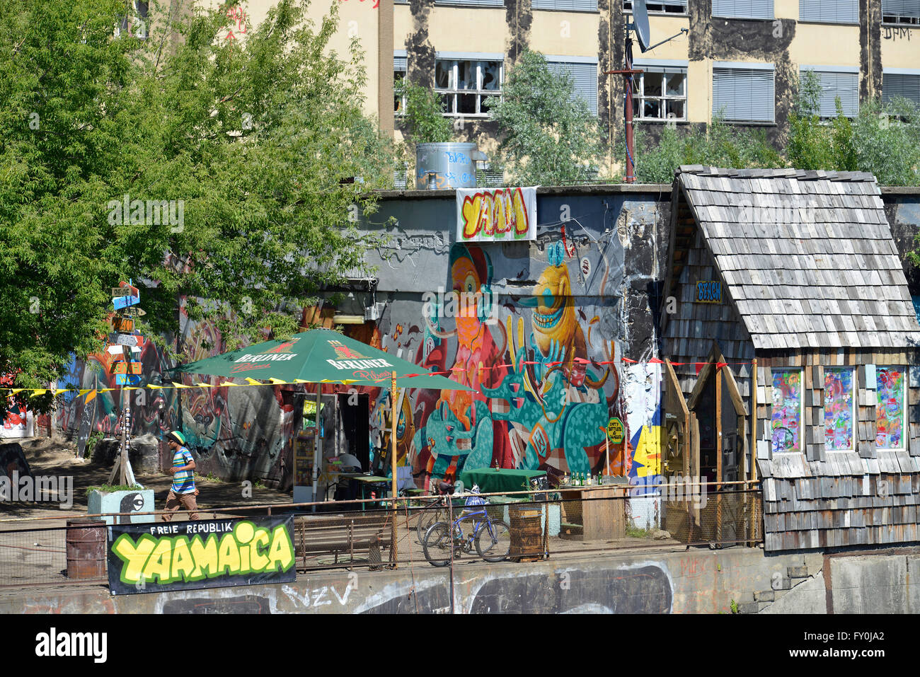 Yaam hi-res stock photography and images - Alamy