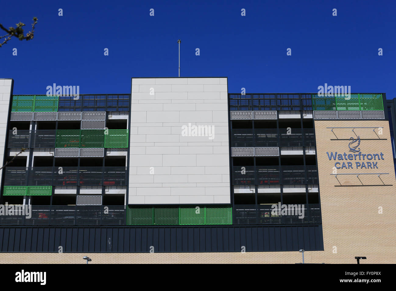 Riverside Car Park High Resolution Stock Photography and Images - Alamy