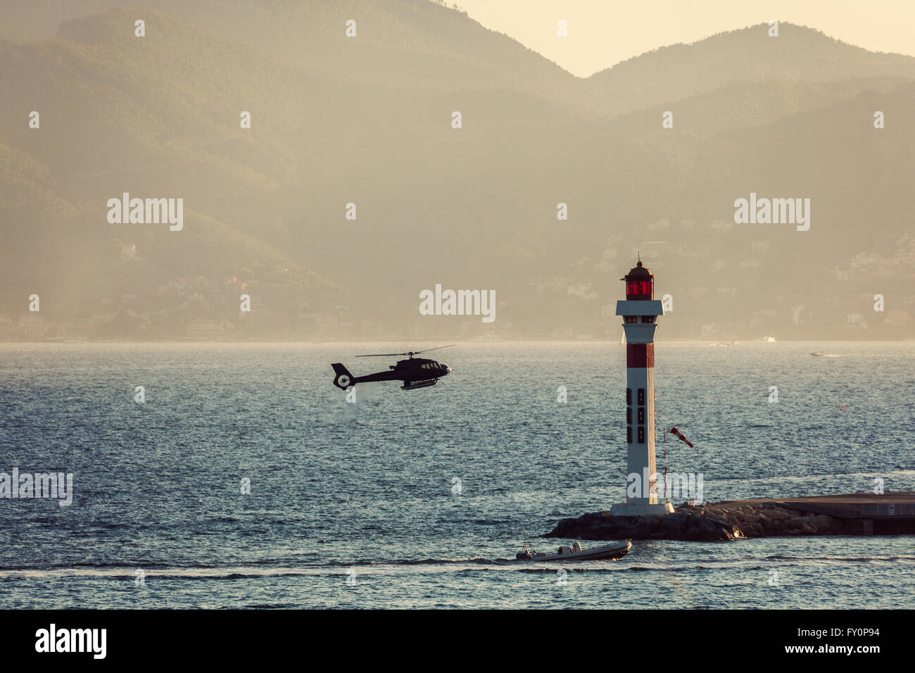 Landing in mist hi-res stock photography and images - Alamy
