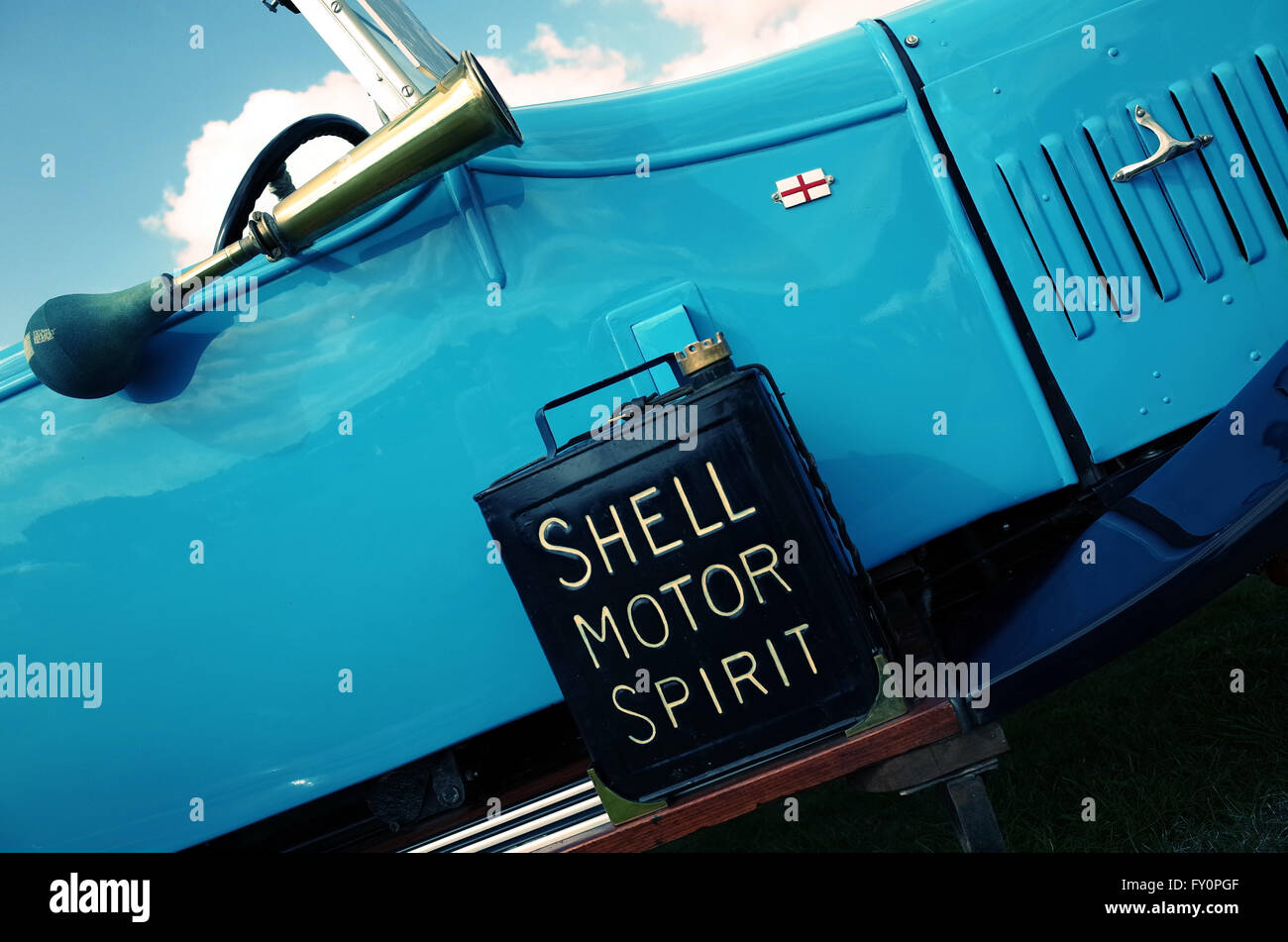 Classic shell hi-res stock photography and images - Alamy