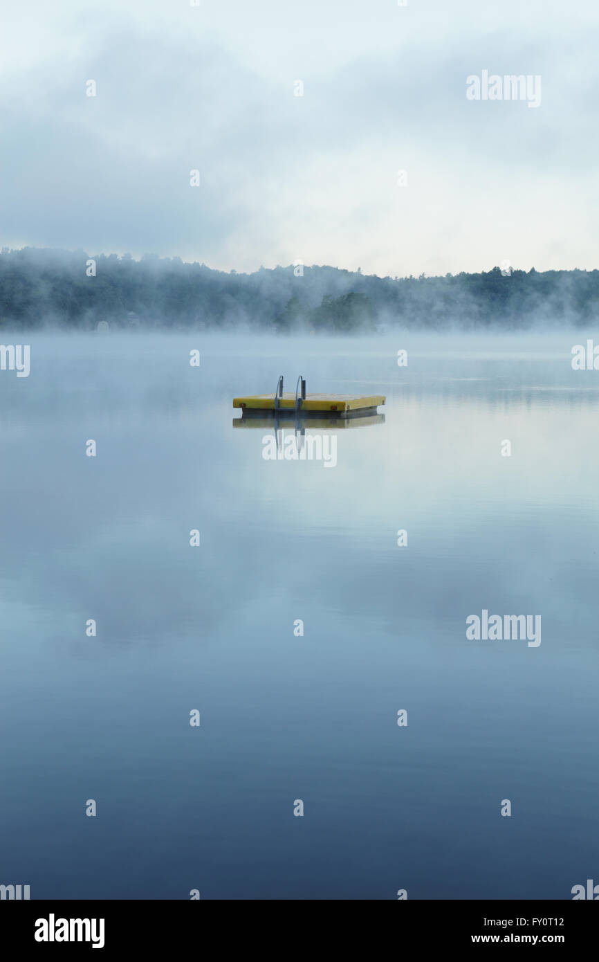 Diving platform hi-res stock photography and images - Alamy