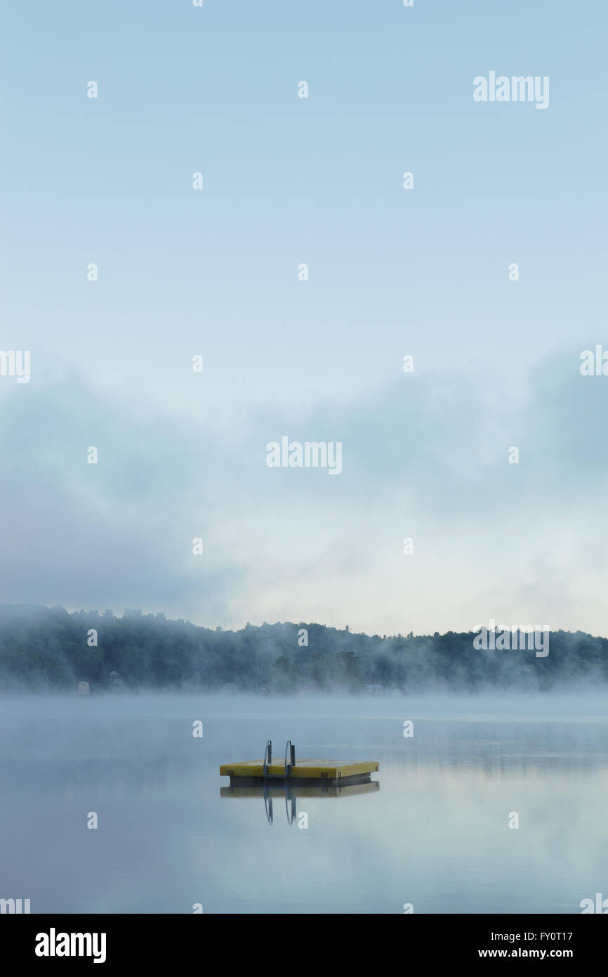 Floating platform in lake hi-res stock photography and images - Alamy