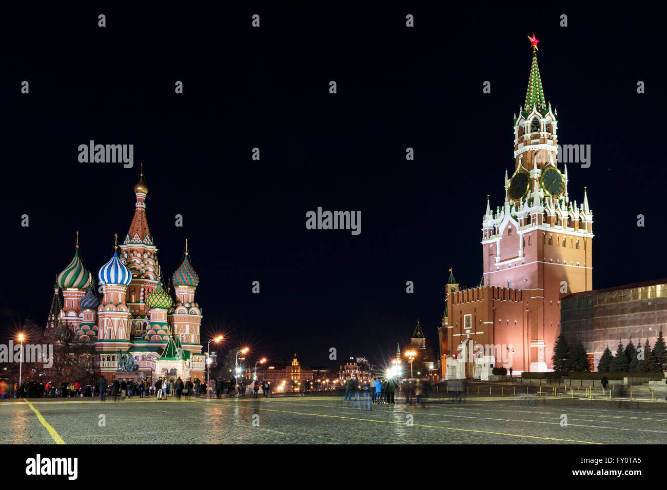 Russia, Moscow, Red Square, Kremlin, St. Basil's Cathedral and Kremlin ...
