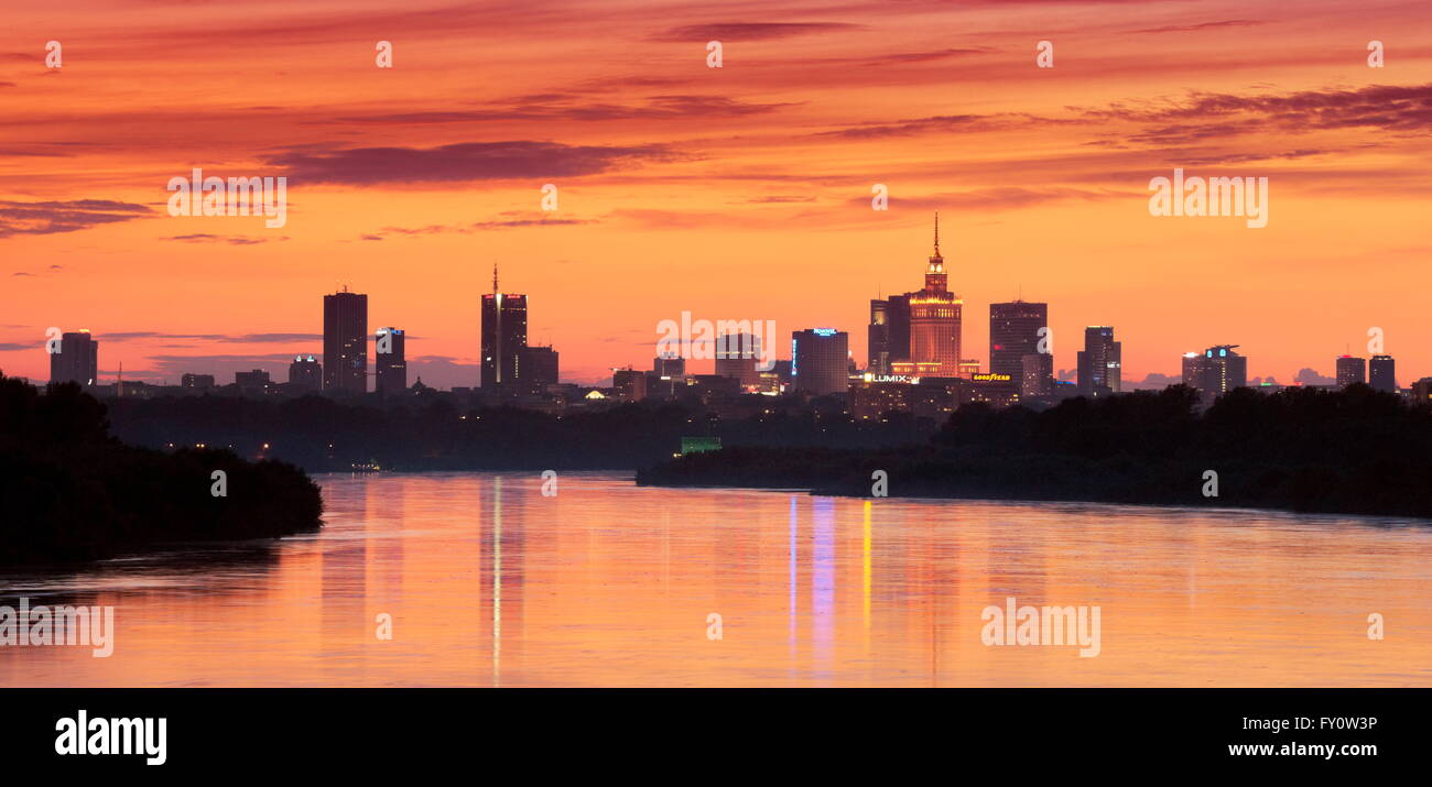Warsaw skyline hi-res stock photography and images - Alamy
