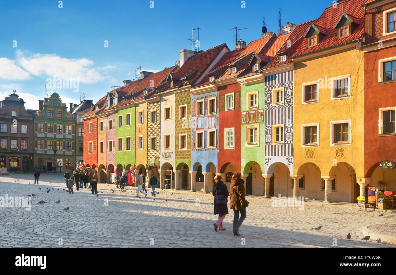 Market square hi-res stock photography and images - Alamy