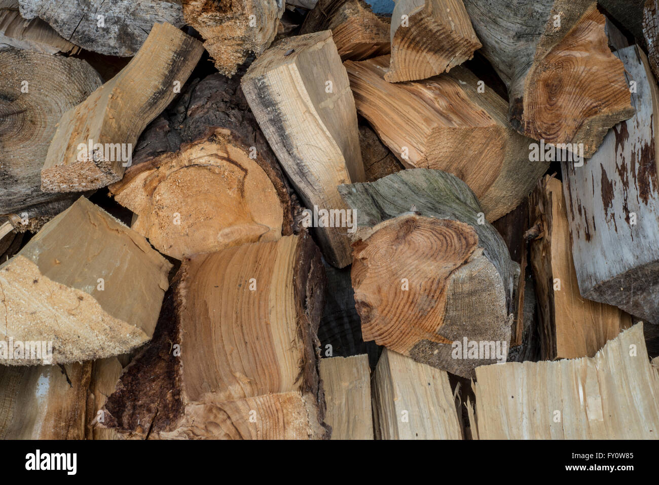 Bunch of firewood Stock Photo - Alamy