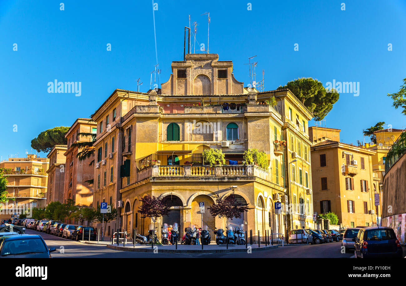 Residential building in rome hi-res stock photography and images - Alamy
