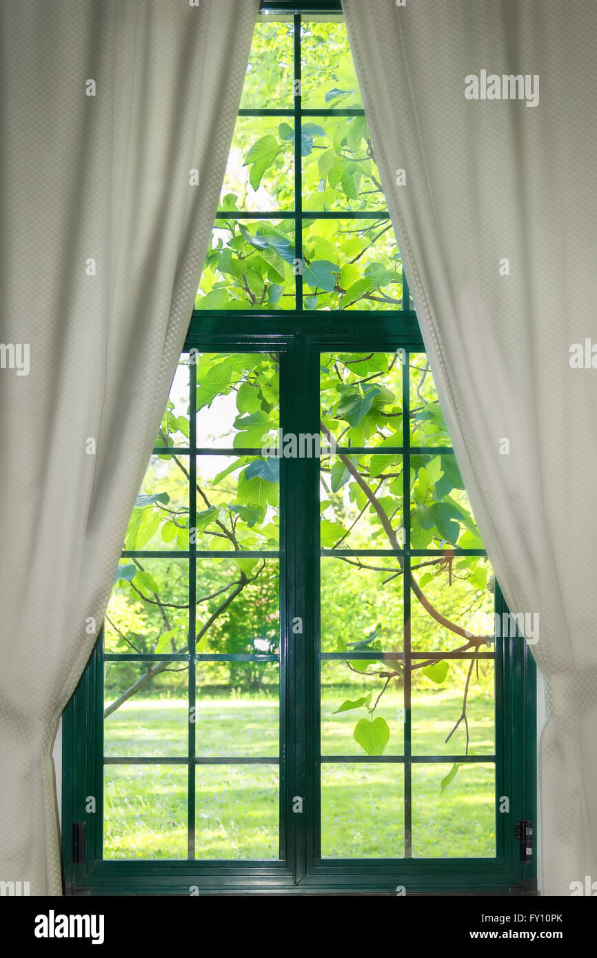 View garden window frame hi-res stock photography and images - Alamy