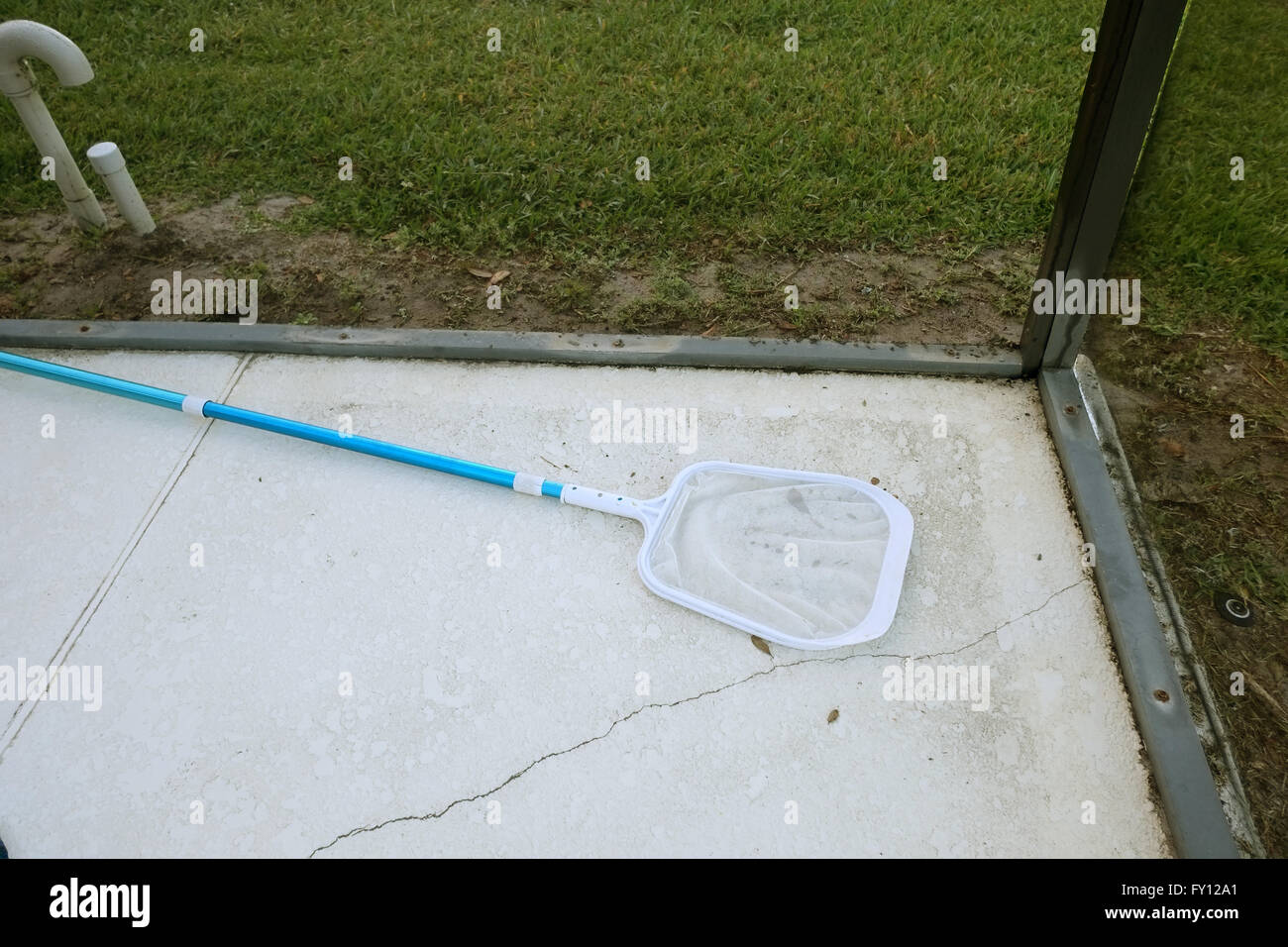 Scoop net hi-res stock photography and images - Alamy