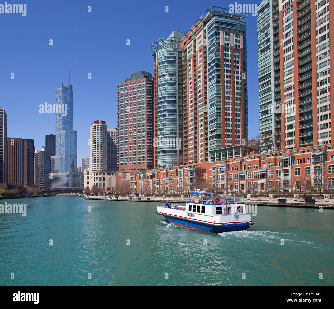 Chicago city panorama hi-res stock photography and images - Alamy