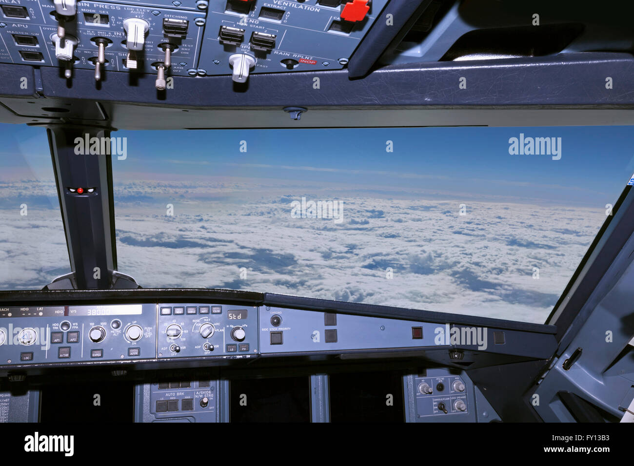 Windshield part hi-res stock photography and images - Alamy