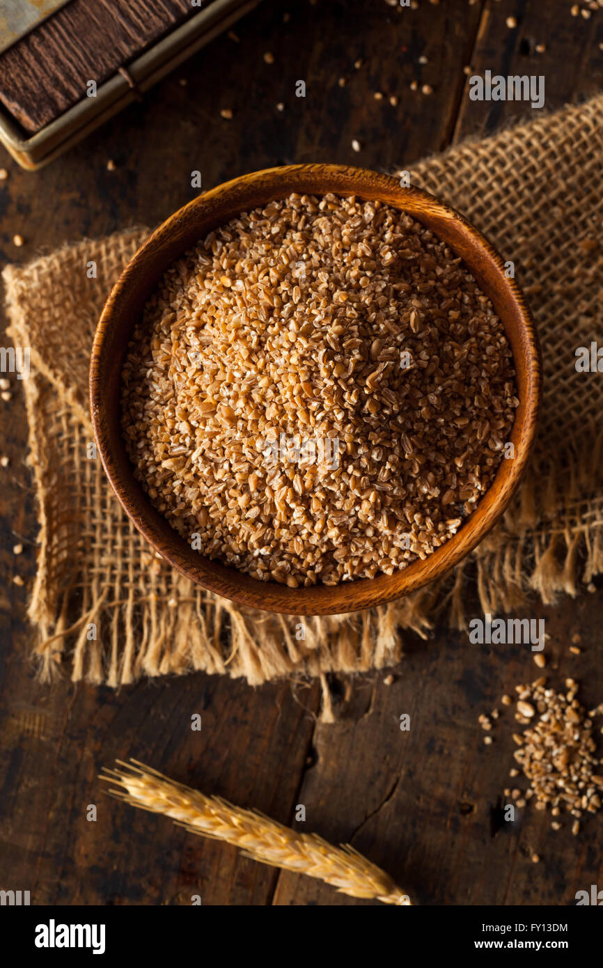 Cracked wheat hi-res stock photography and images - Alamy