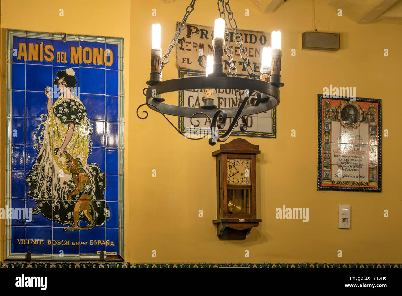 El Rinconcillo oldest tapas bar in Seville, spanish restaurant, founded ...