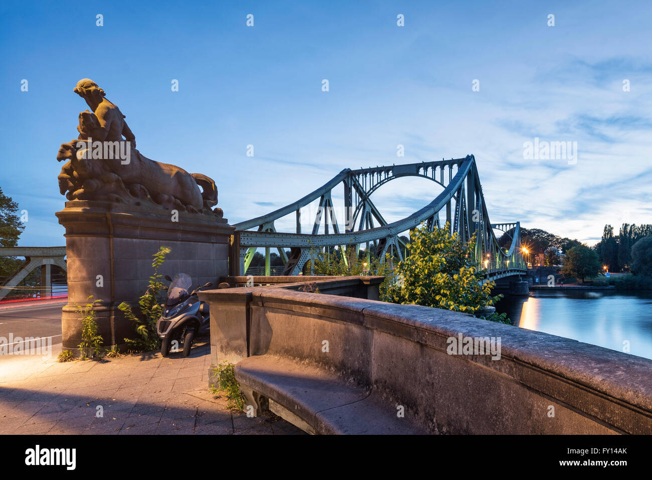 Brandenburg bridge hi-res stock photography and images - Alamy