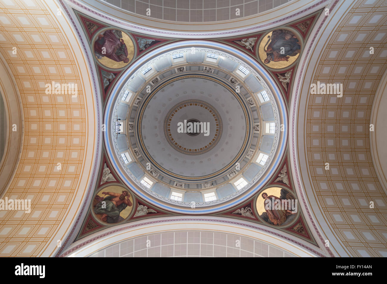 Cupola structure hi-res stock photography and images - Alamy