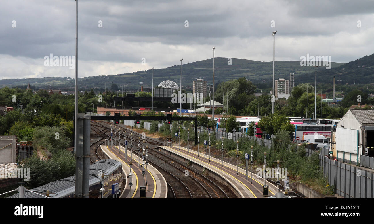 Belfast rail station High Resolution Stock Photography and Images - Alamy
