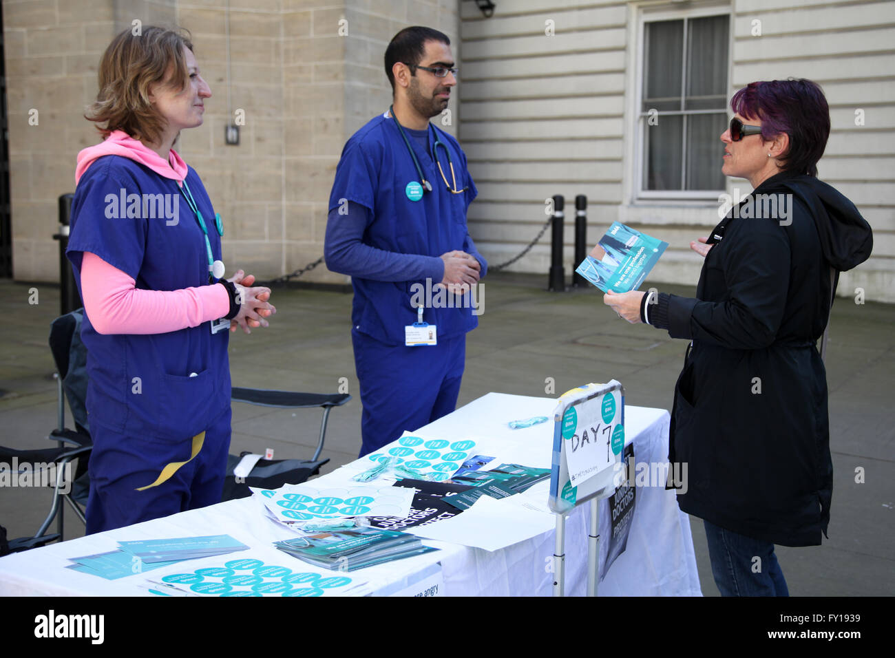 Dr alex murray hi-res stock photography and images - Alamy