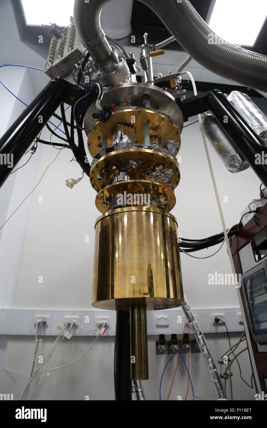 Sydney university physics hi-res stock photography and images - Alamy