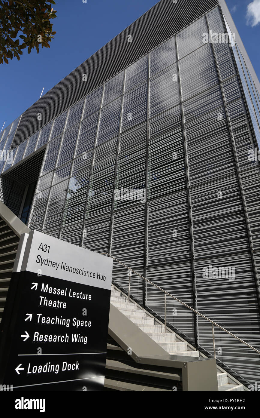 University of sydney and science hi-res stock photography and images ...