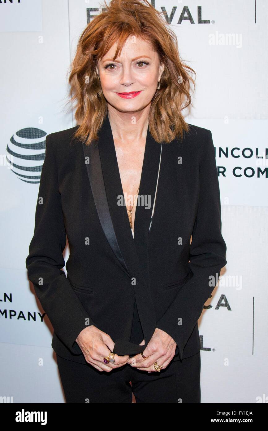Susan Sarandon at arrivals for THE MEDDLER Premiere at 2016 Tribeca ...
