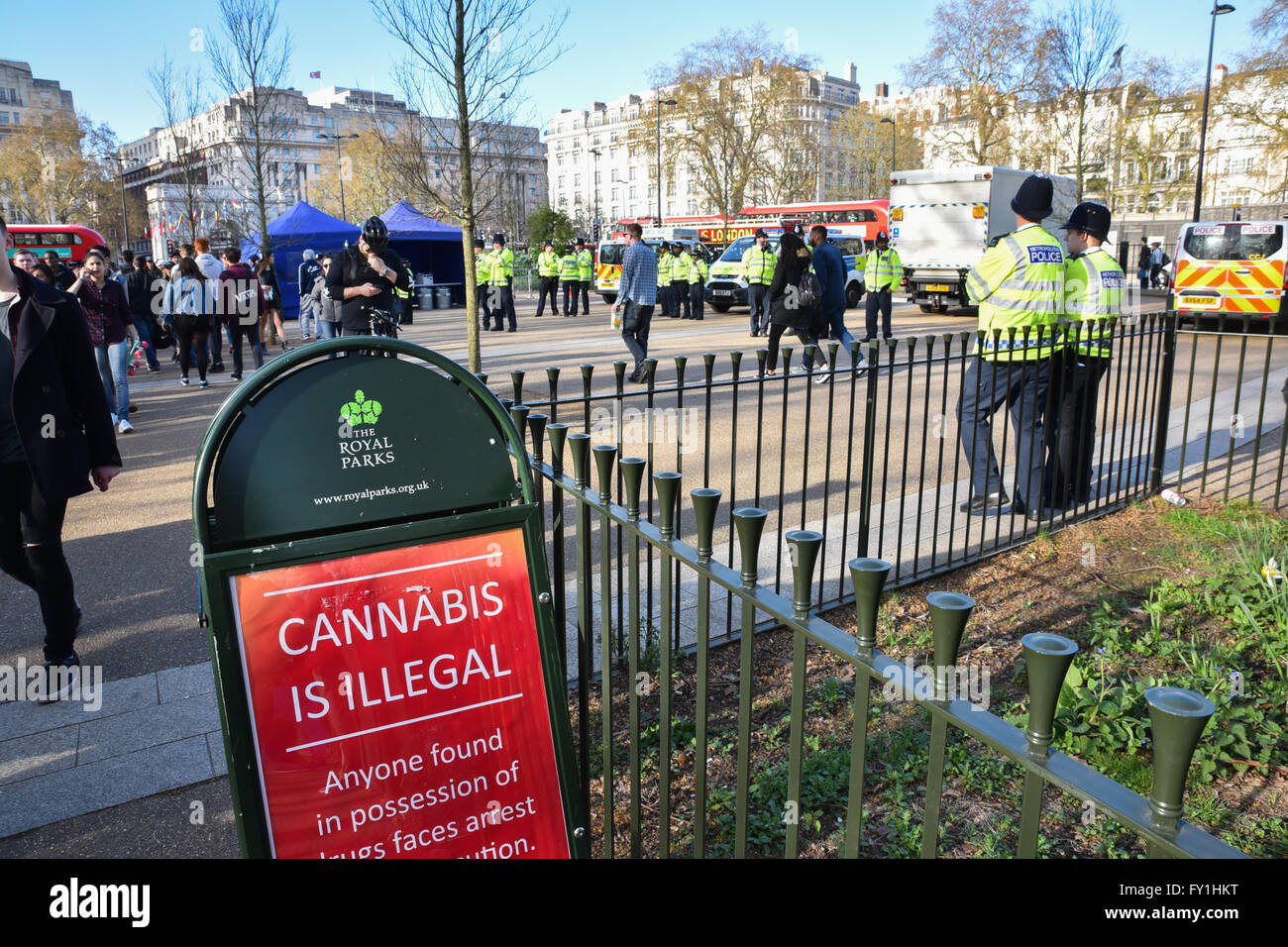Hyde Park, London, UK. 20th April 2016. 420 Day: a celebration of ...