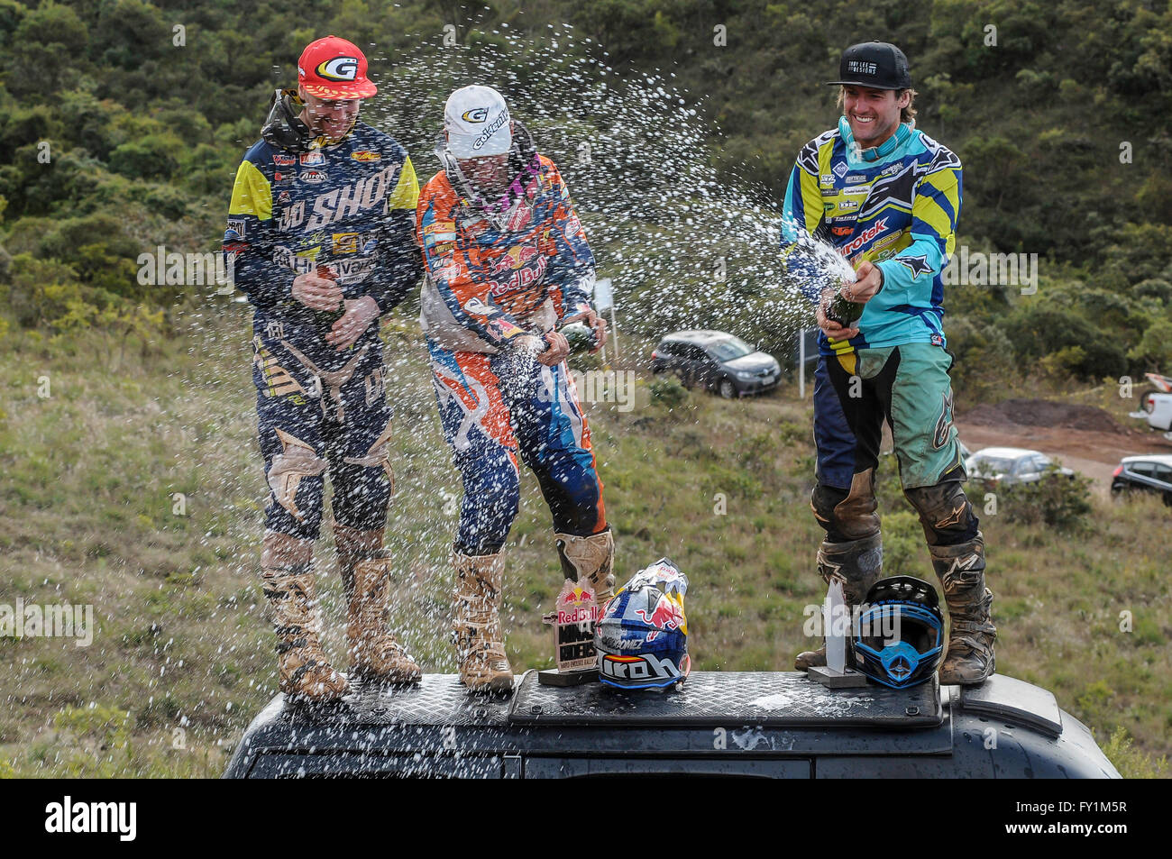 NEW LIMA, MG - 20/04/2016: RED BULL RIDERS MINES HARD ENDURO RALLY ...