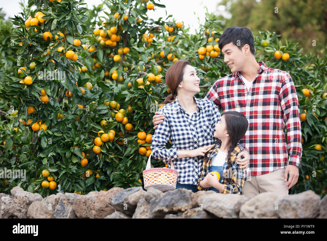 Parents and girl hi-res stock photography and images - Alamy