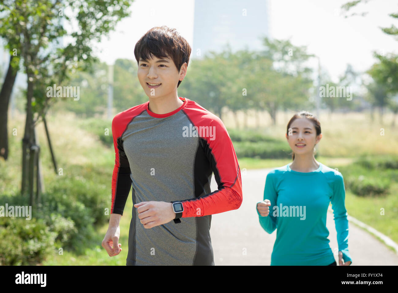 Couple in jogging outfits hi-res stock photography and images - Alamy