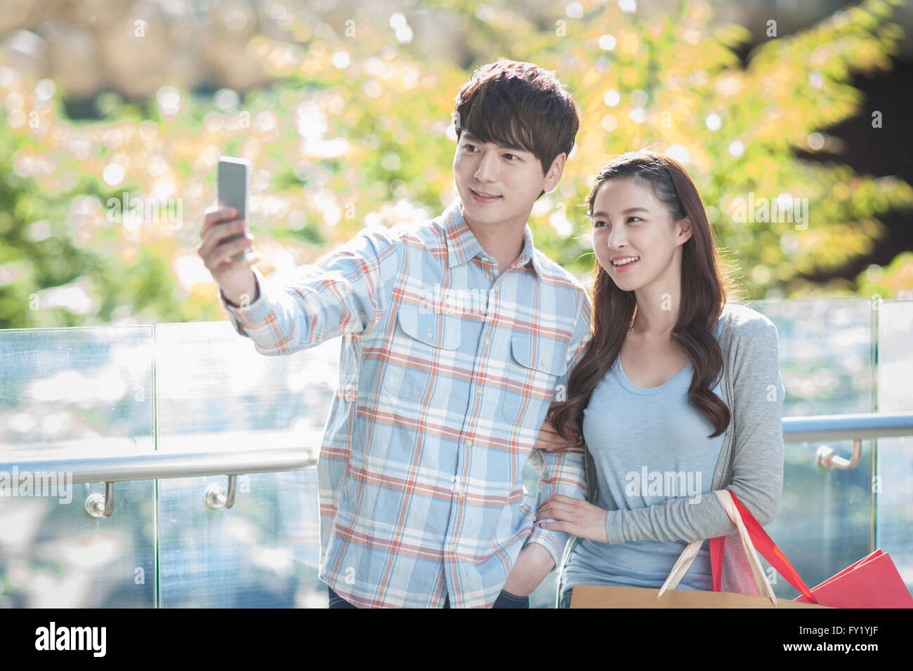 Self photo couple hi-res stock photography and images - Alamy