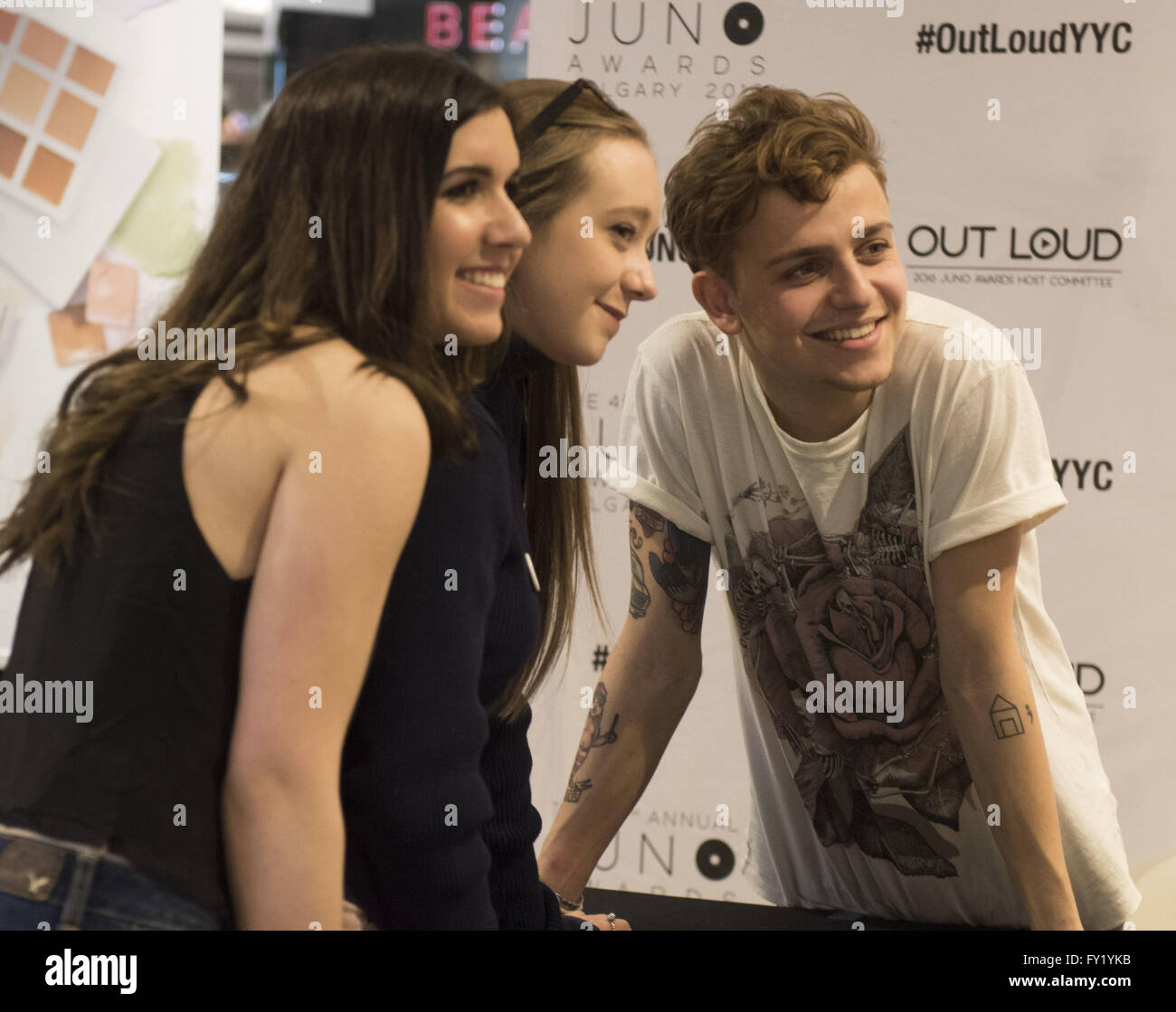 Canadian singer-songwriter Scott Helman surprised fans by performing a ...