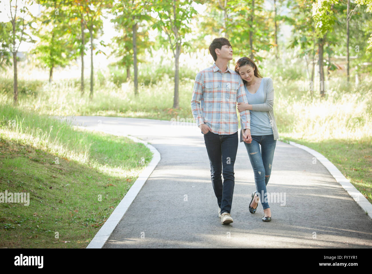 Couple walking together hi-res stock photography and images - Alamy